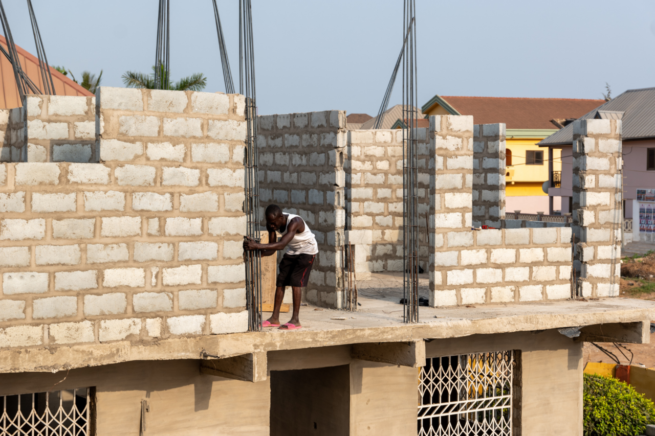 Securing the right to adequate housing in African cities - ACRC